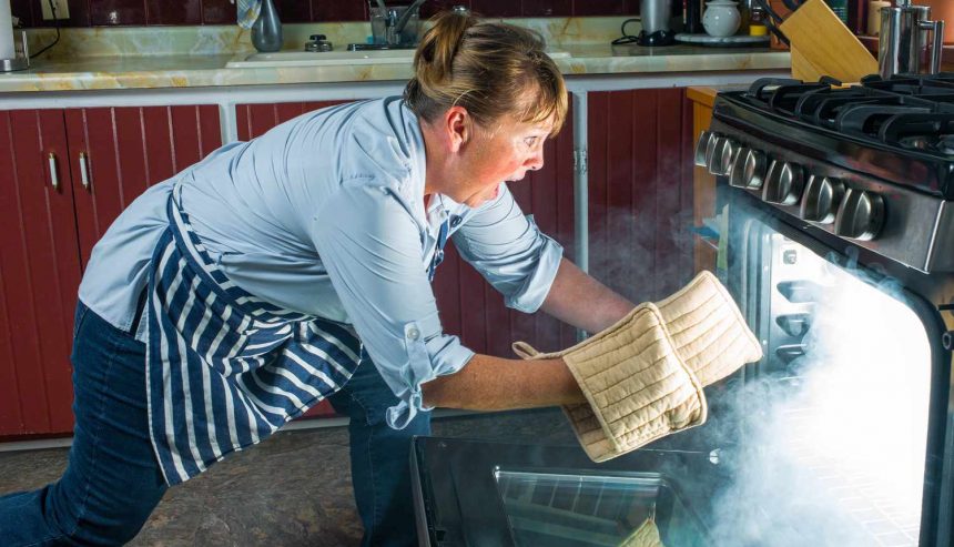 My Oven Caught on Fire: Is It Safe to Use Again? - PuroClean of Melbourne