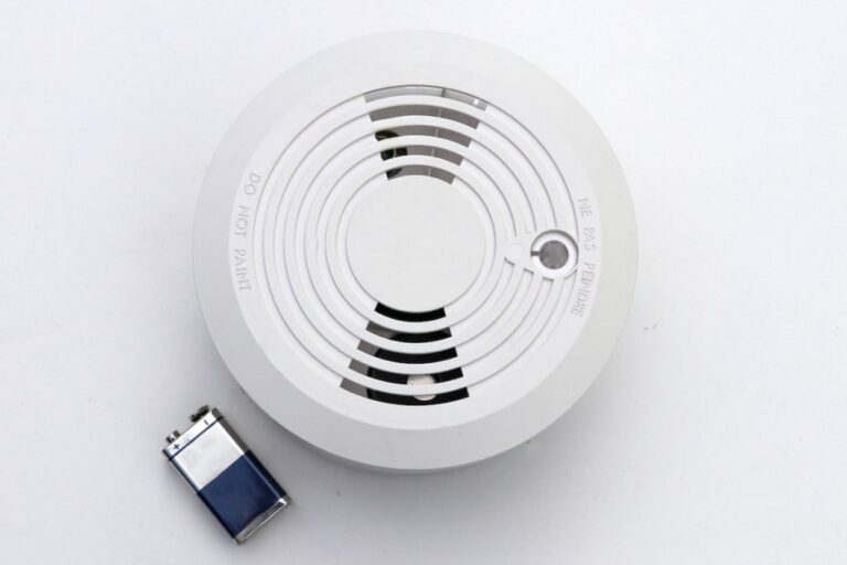 Choosing the Best Smoke Detector Types for Your Home